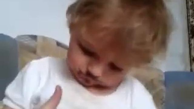 Папа с дочкой одни дома