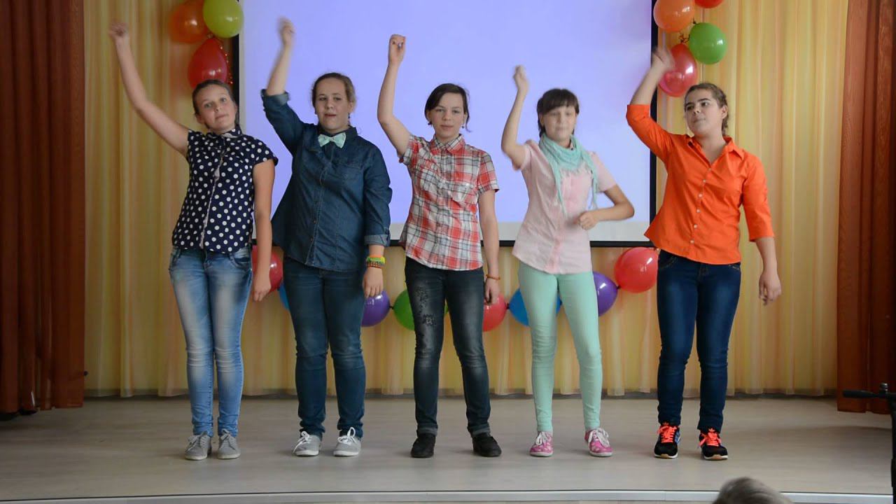 Выступление 7В в День учителя