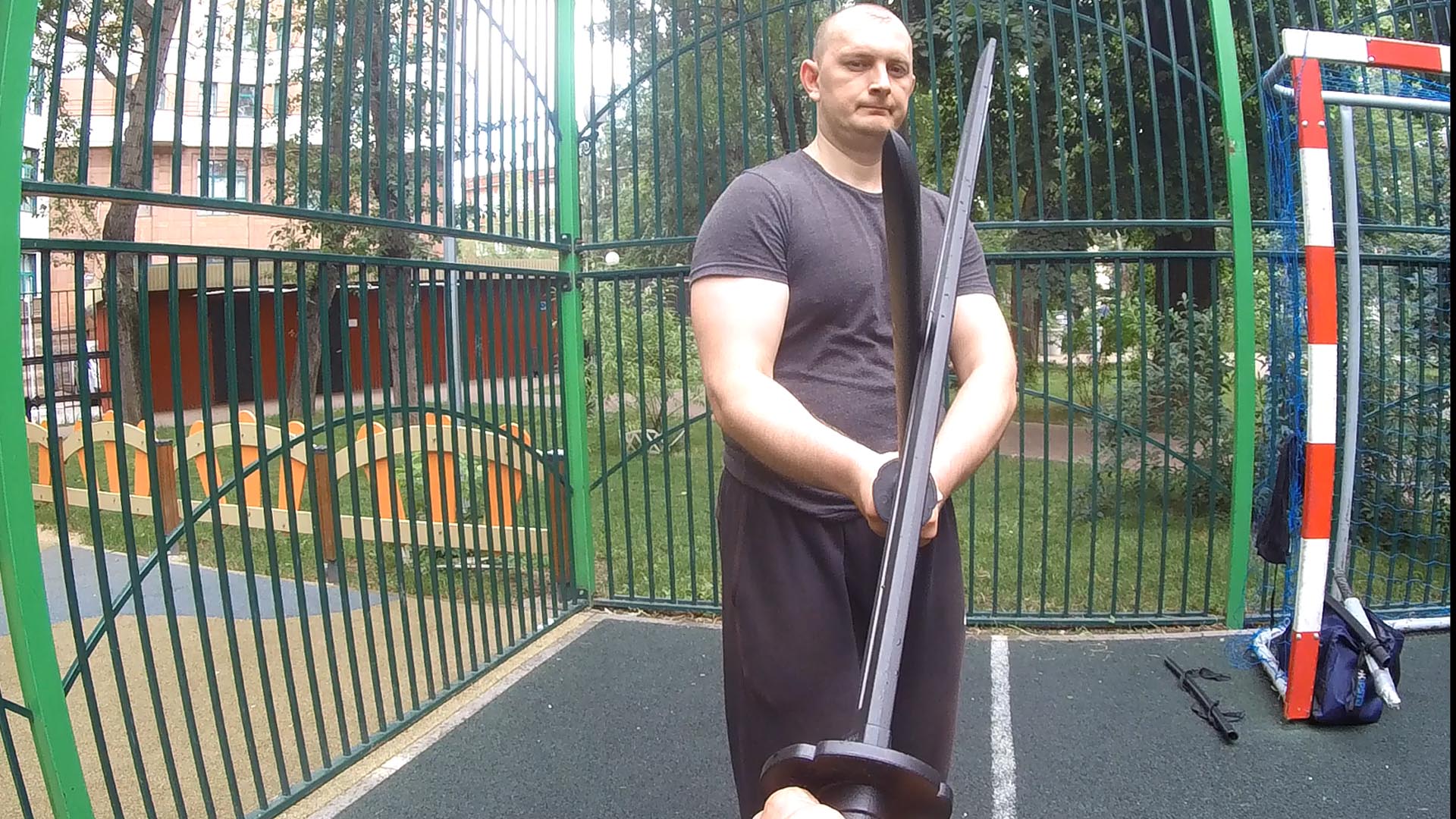 Японское фехтование катаной школа кендзюцу - удар переводом (круг шесть) по руке