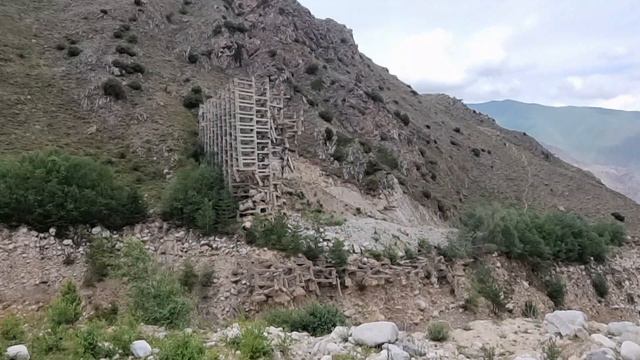Противоселевая дамба в Тырныаузе - стадион Труд в Тырныаузе - термальные ванны Гедуко