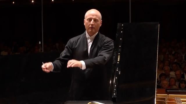 Моцарт - Концерт для ф-но №20 - Кристофер Парк / Пааво Ярви.