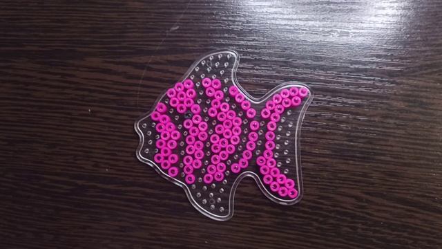 Рыбка из термомозаики