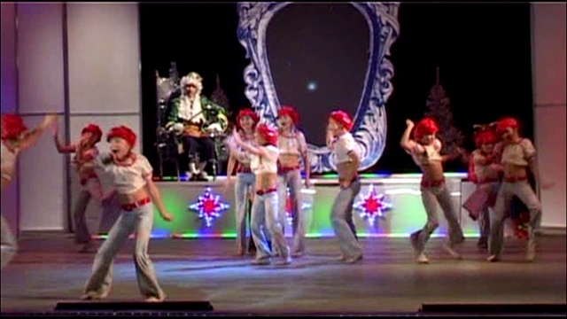 2009 Новый год Волшебное зеркало в КЗ Уральского хора_