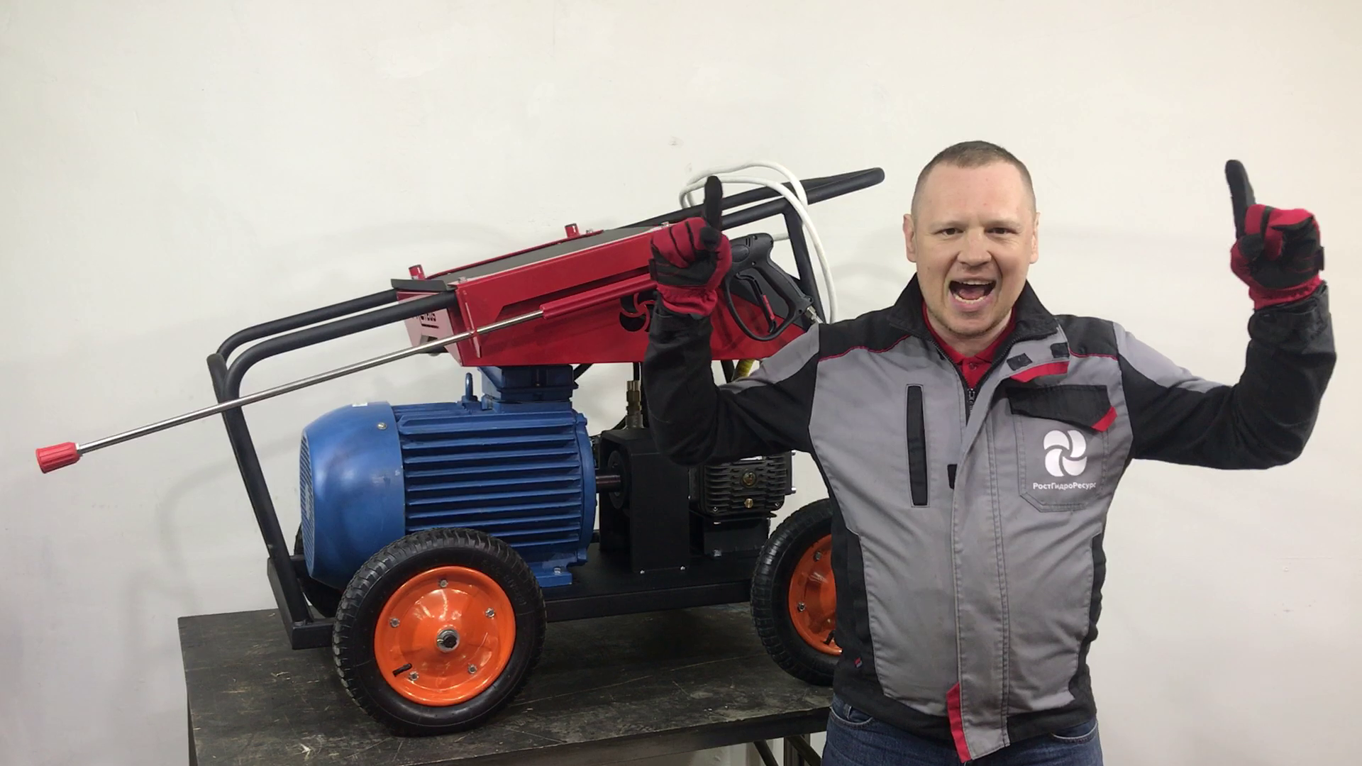 PROteus E4 HP 500/19 - Установка высокого давления на 500 бар с электрическим мотором и итальянским