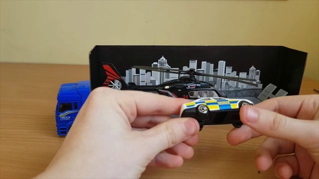 Распаковка автовоза