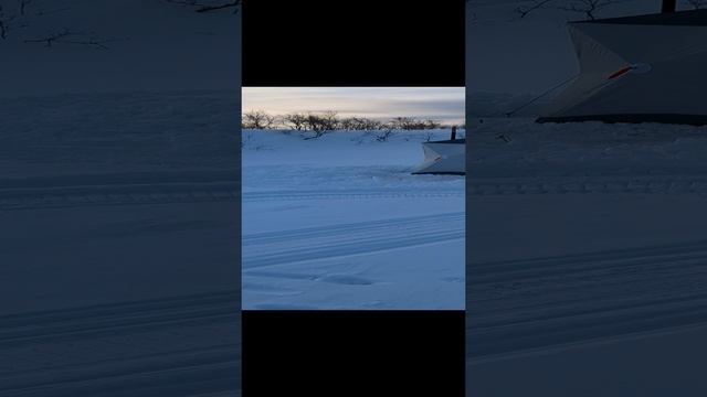 Зимой с палаткой.