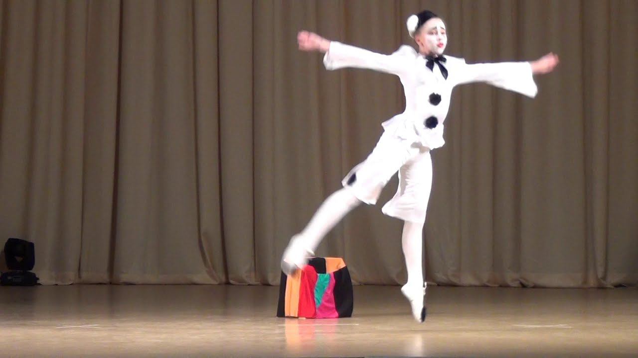 Грустный клоун Современный танец