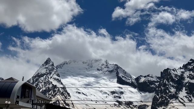 «Как я,Домбай, в тебя влюблён!»