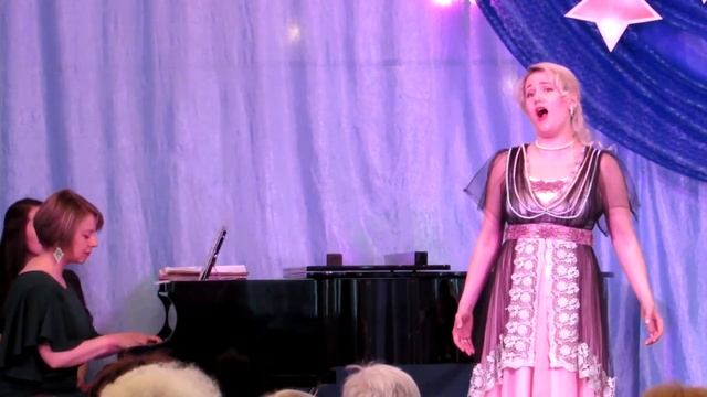 Р. Глиер, И. Бунин. "Ночь идёт..." исп. Мария Менщикова.