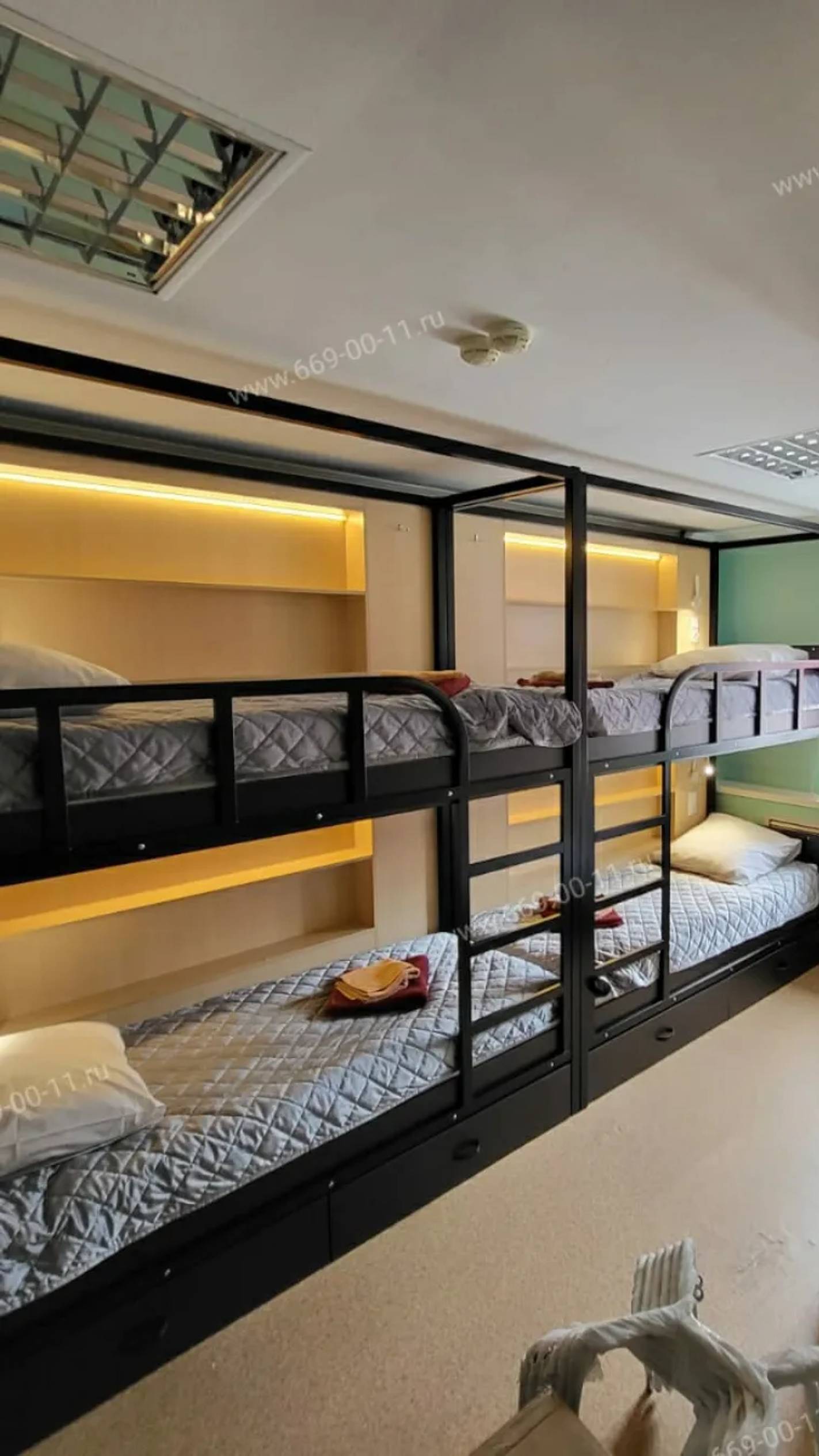 Двухъярусные кровати для военно-патриотического лагеря