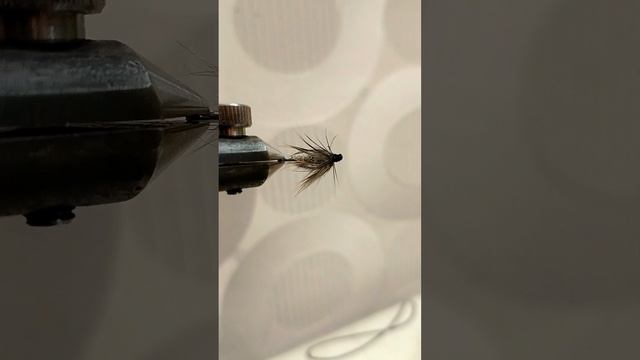 первый опыт вязания мушек