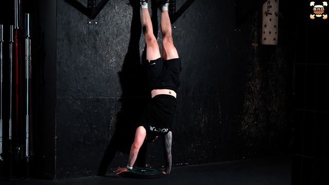 Заходы на блин у стены