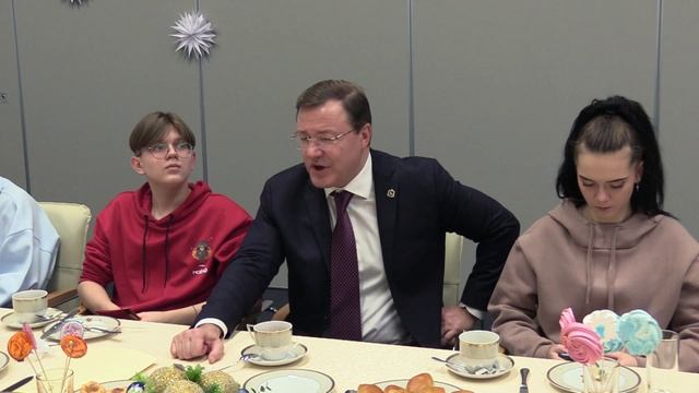 Выпуск 34_МоЁжТв_Азаров_Выпускники