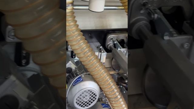 Кромкооблицовочный станок Olimpic k230 evo от SCM (Италия)