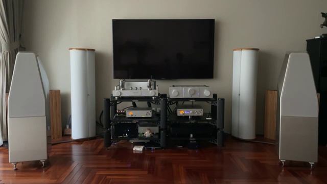 Wilson sabrina X “I put a spell on you” by Chantal Chamberland