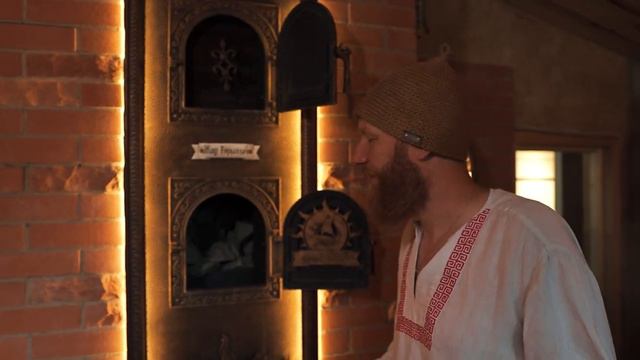 ВЫГОДА_ быстрая готовность, очень много перегретого пара, нет проблем с копчёными стёклами и.т.д.