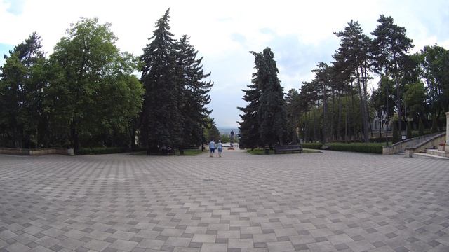 Кавказ. День 1. Памятник Ермолову.