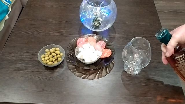 Коньяк и закуска к нему.