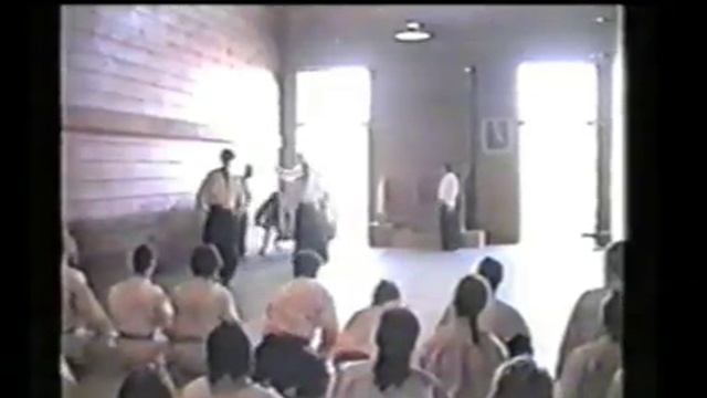 Документальный фильм. Видео разных лет с участием Стивена Сигала.