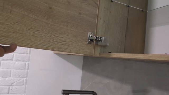 КУХНЯ БЕЗ РУЧЕК. Минусы и минусы.