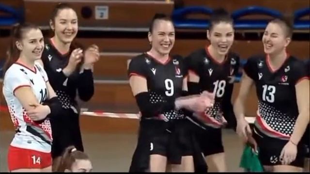 Волейболистка заигрывает с судьёй! ? Что здесь делает Джим Керри? Новая версия видео???