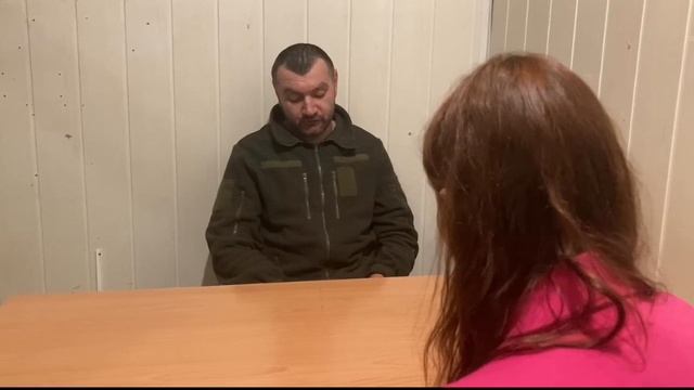 Разговор Марины Ахмедовой со сдавшимся в плен командиром саперной роты ВСУ