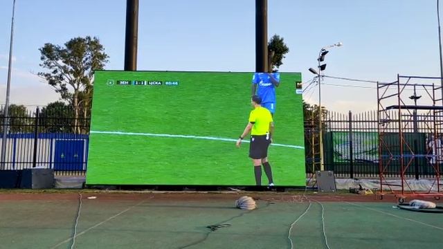 SVET LED Видеоэкран светодиодный Р5 5х9 м.