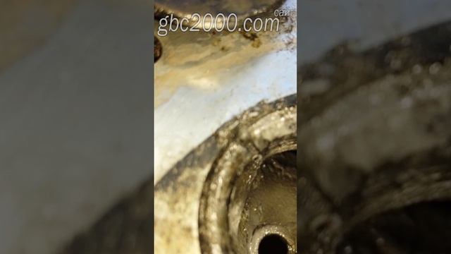 Алюминий стекал в коллектор, седло и клапан прогорели ножку срезало будто лазером ГБЦ Рено 2,2 - 2,5