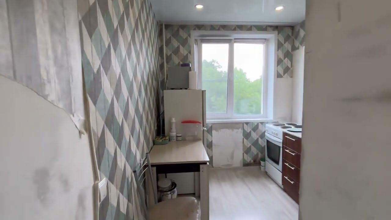 Челюскина 52