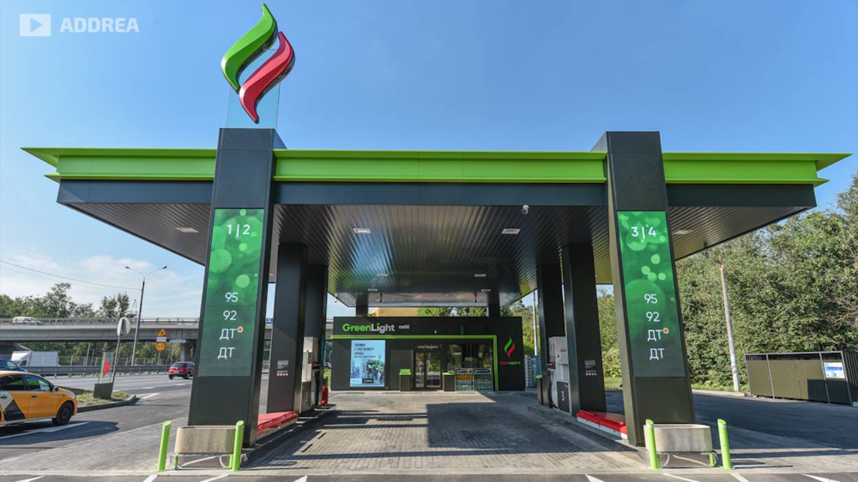 Видеоэкраны на АЗС "Татнфеть"