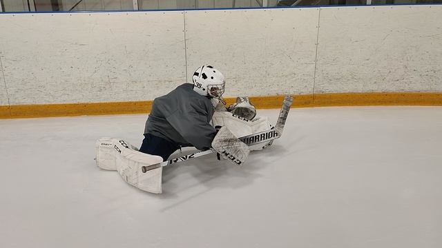 Полушпагат левой ногой