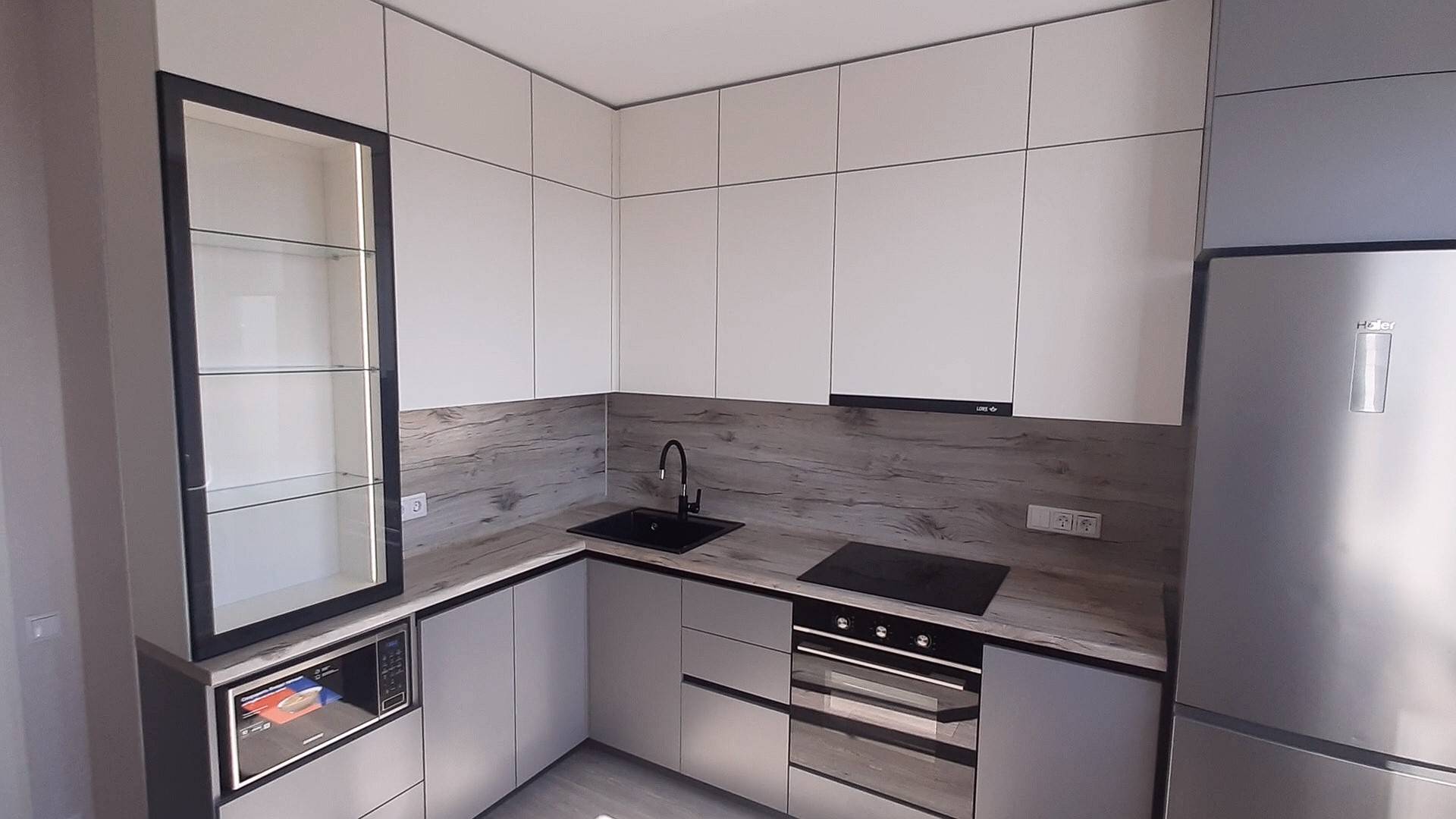 Кухня спроектированная в "Базис салоне"