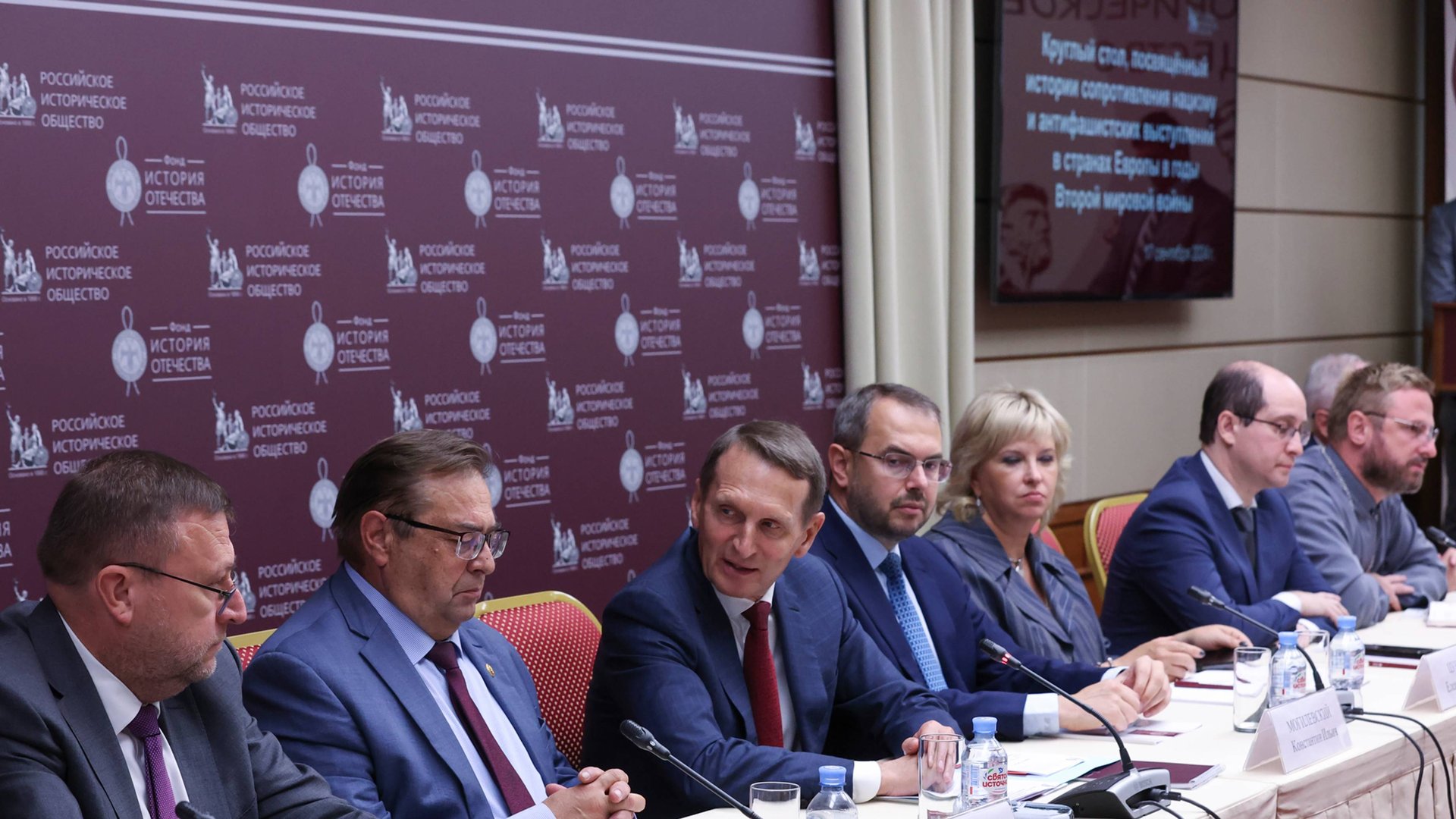 В Доме РИО прошёл круглый стол и открылась выставка об истории антифашистского Сопротивления в Европ