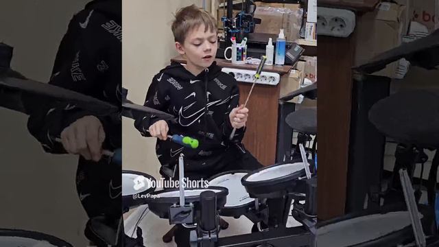 Когда потерял барабанные палочки (май 2024) (№54)