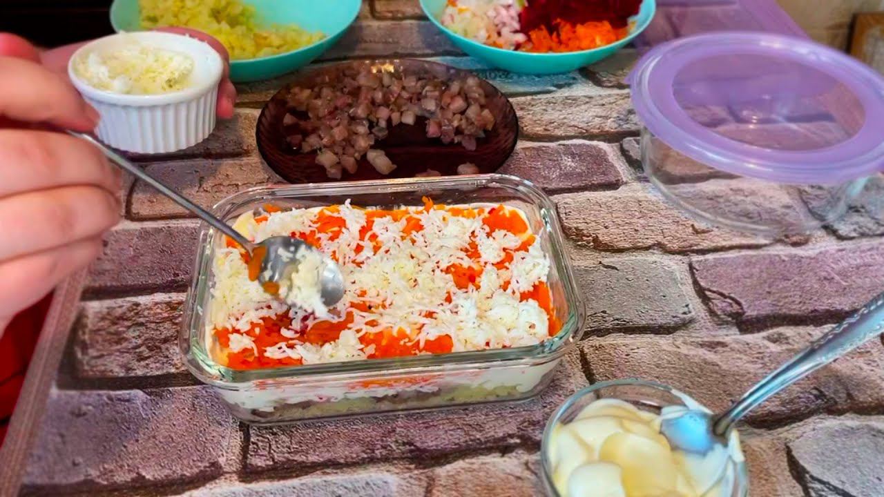 Мы готовим сельдь под шубой только так. Попробуйте