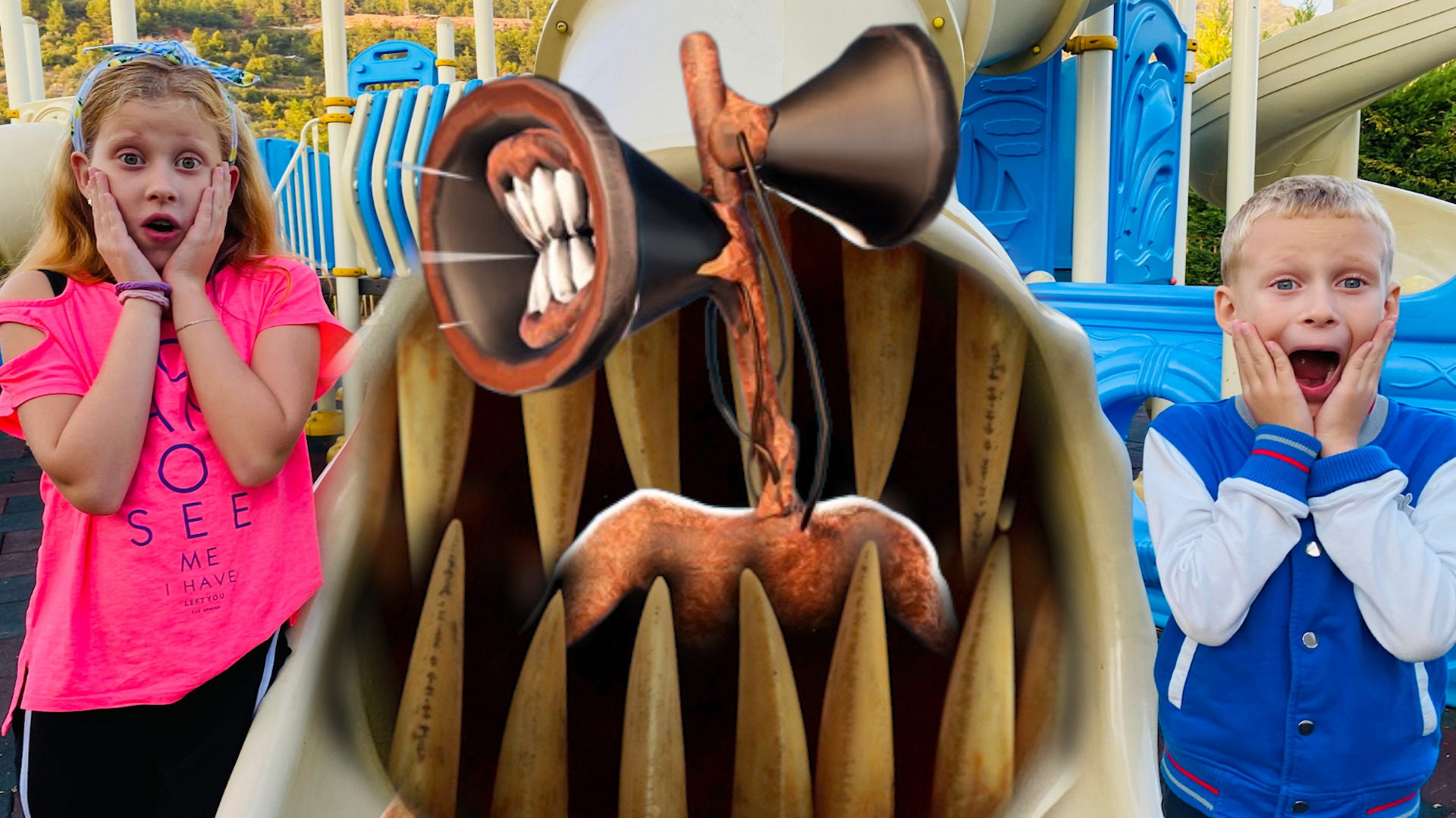 Горка Пожиратель сожрала Сиреноголового ! Веселые челленджи