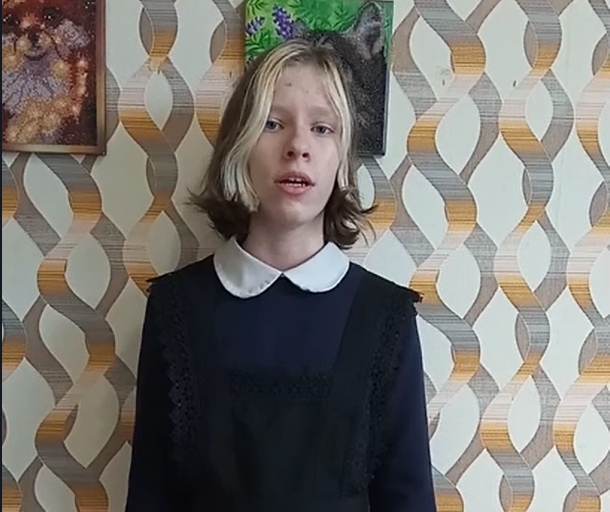 Светлана Матвеева (13 лет) участвует в акции "Расул Гамзатов глазами детей" #гамзатовкдш