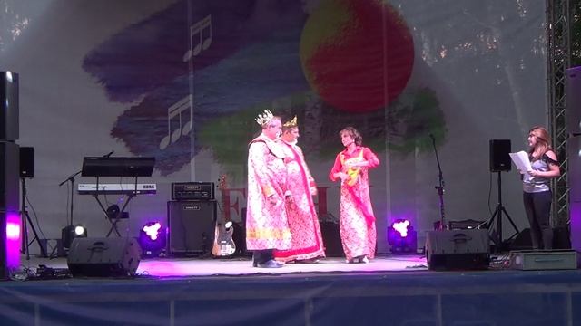 Сценка на фестивале Песни иткульского лета 2019