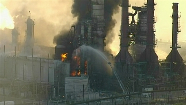 Низкий контроль за коррозией привёл к пожару на НПЗ в Калифорнии