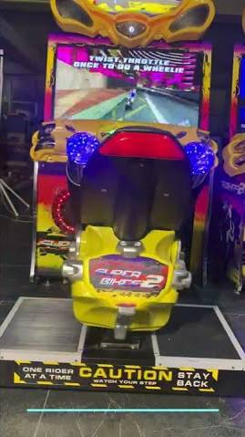 Мото гонки Super bikes 2 видео симулятор мотоцикла (обзор)