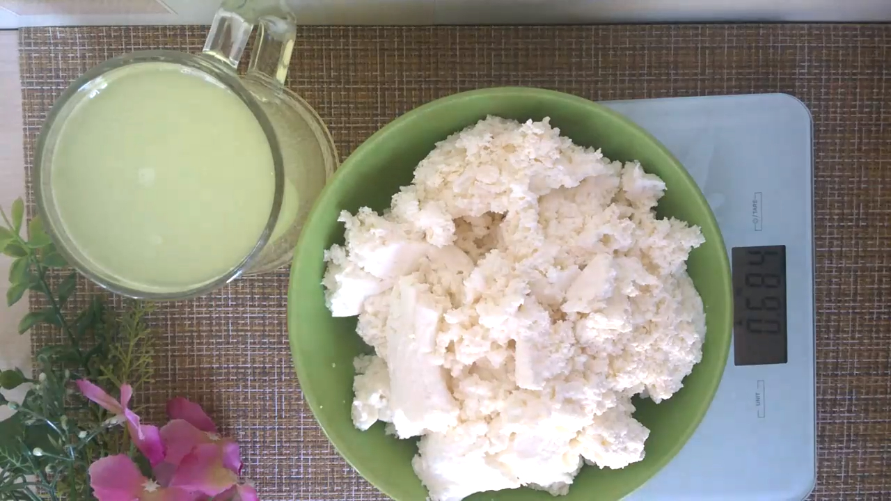 Творог в мультиварке из кефира