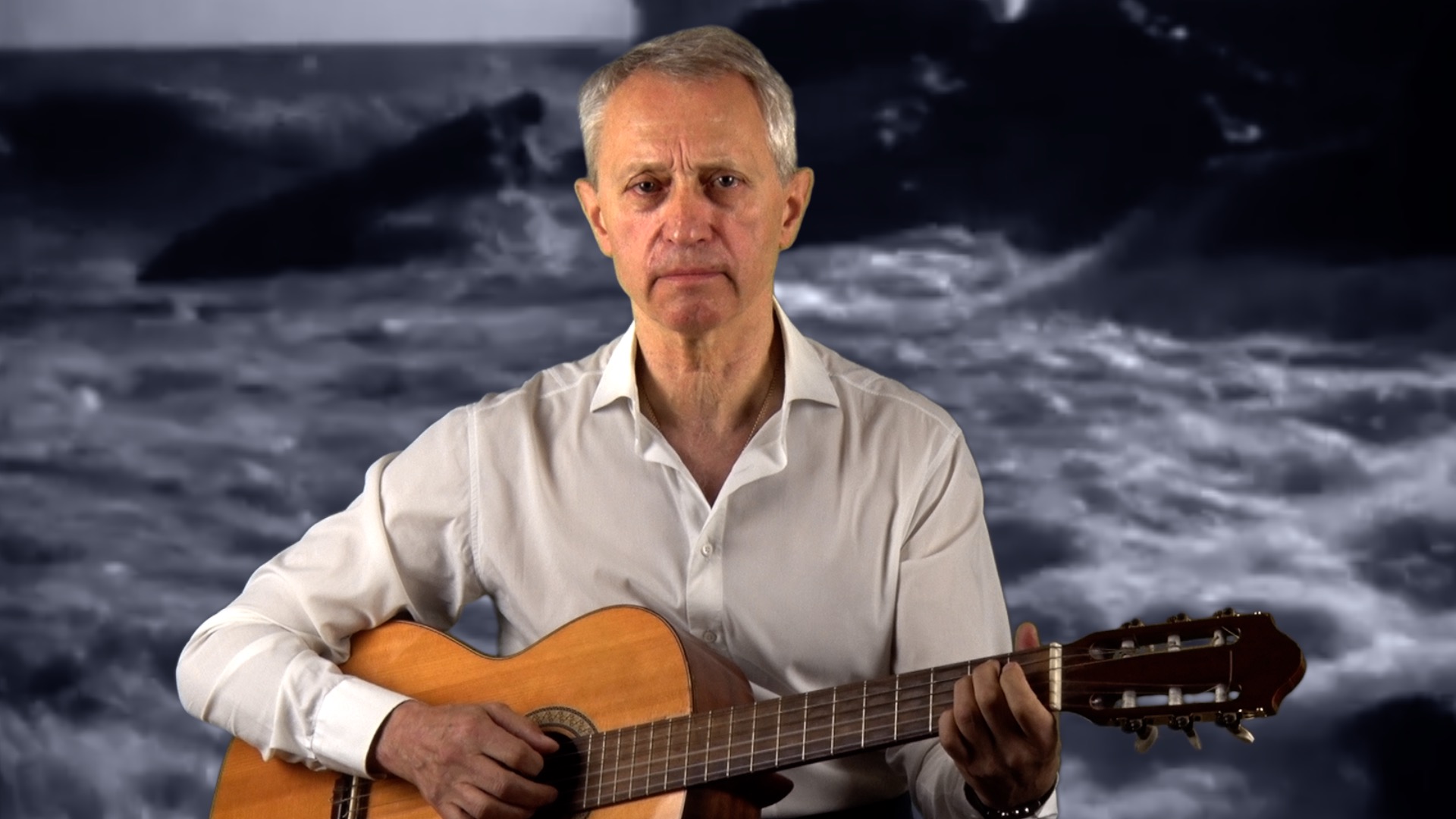 Клип Эмигранты. Игорь Тужилин