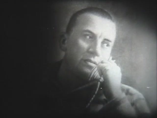 Литература. Владимир Маяковский. Живой Маяковский