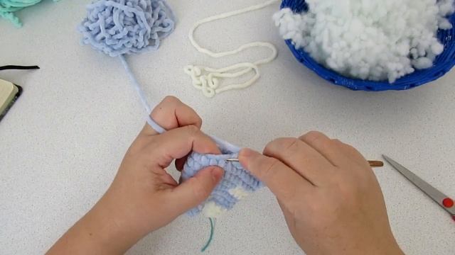 МК "Котик" из плюшевой пряжи