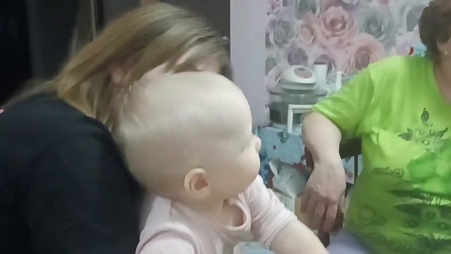 Лина обещает забирать Катюшу из садика