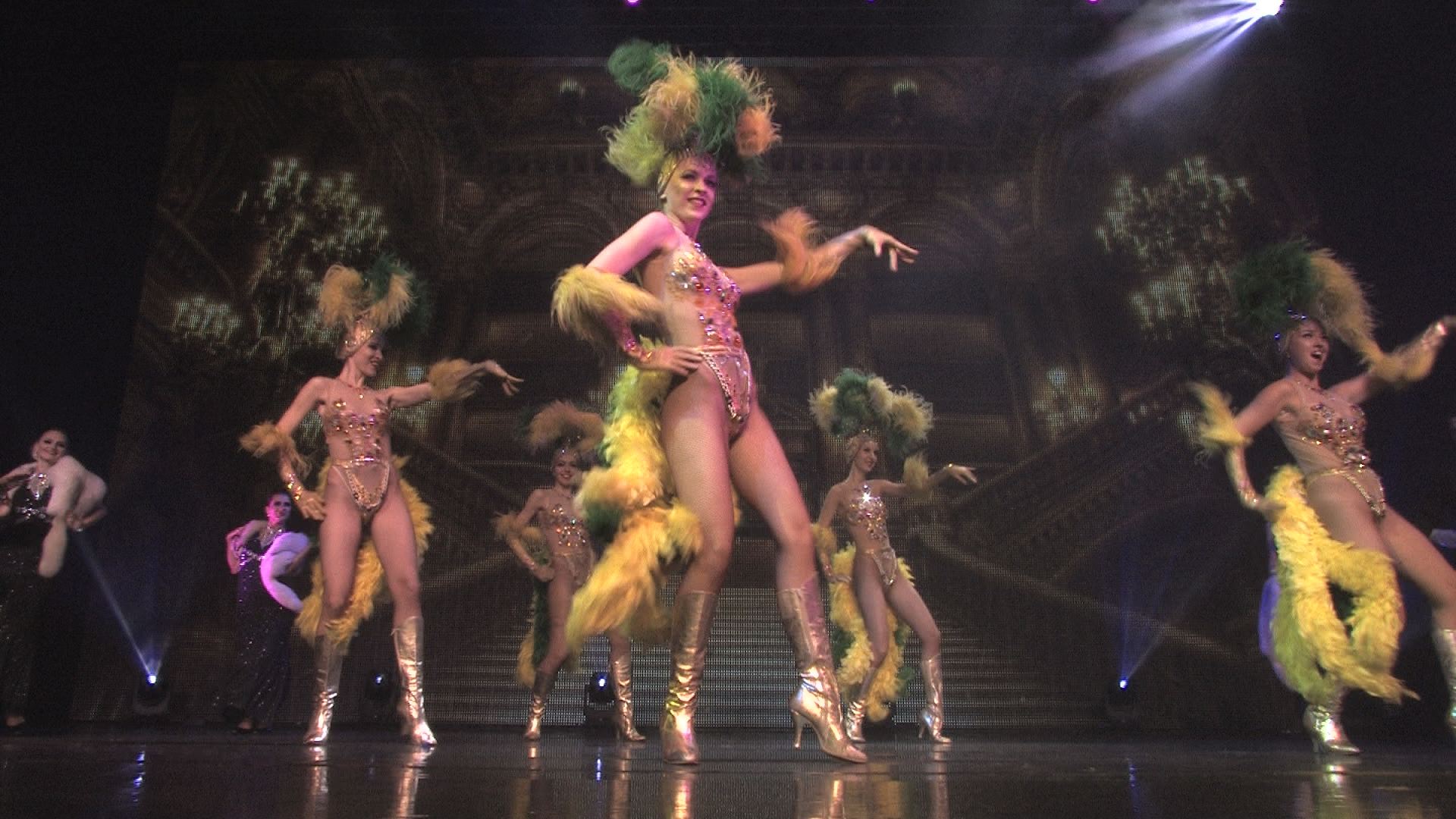 Фрагмент2 из программы Замок иллюзий. Москвоский мюзик-холл.