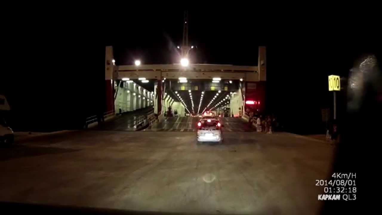 Паромы Греции и Италии Погрузка Игуменица -Бари