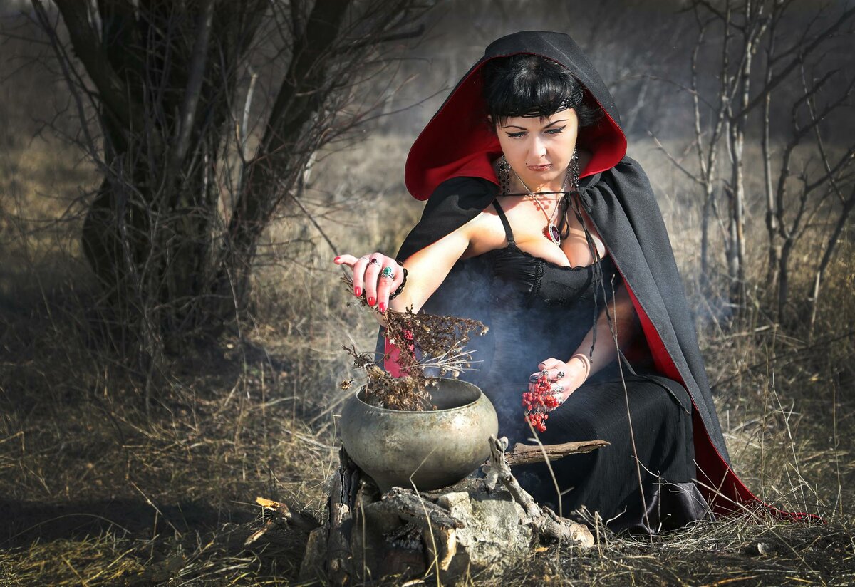 Практикум реального колдовства. Ведьмина магия в деле.