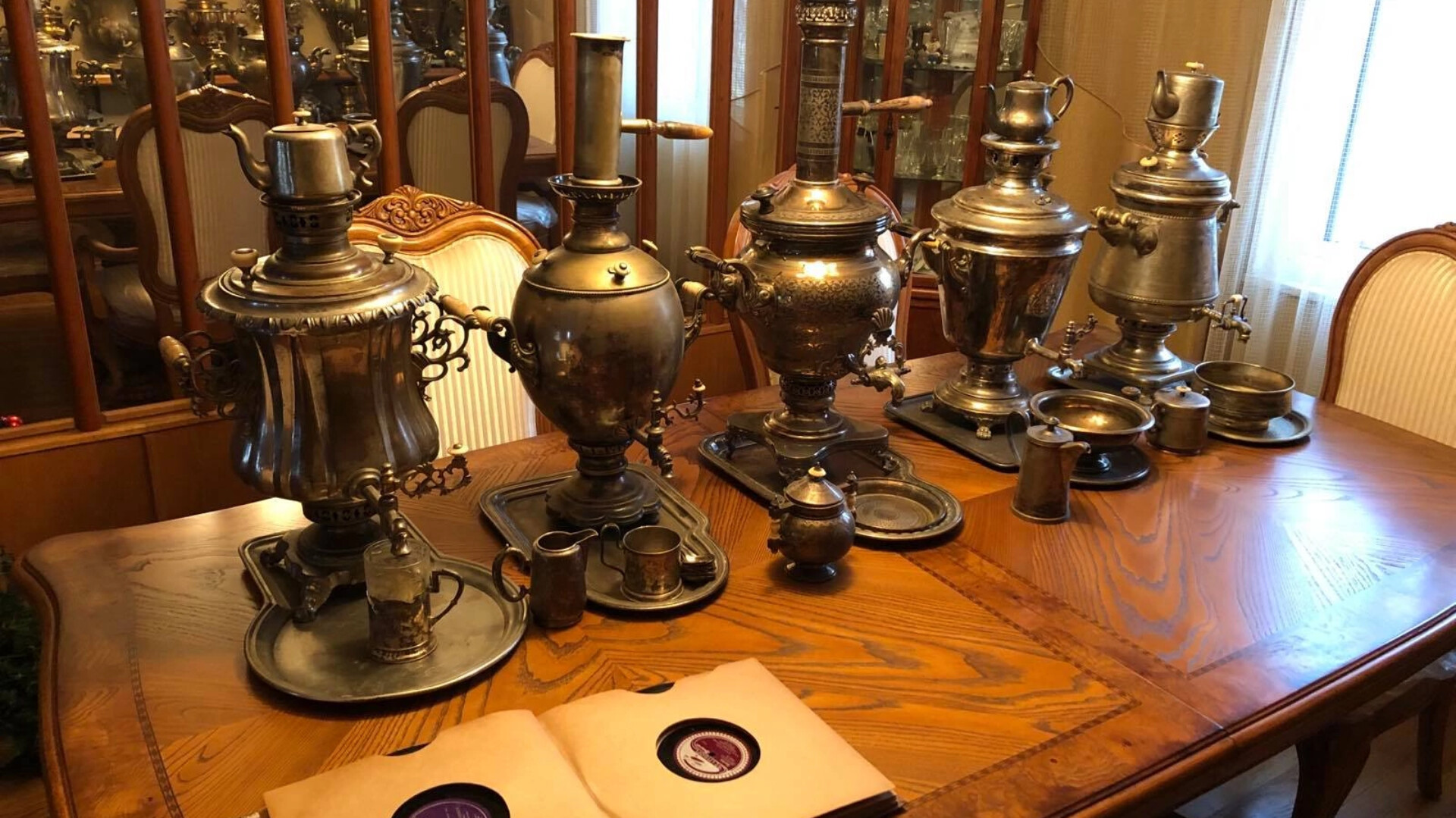 Самовары от зарубежных подписчиков.