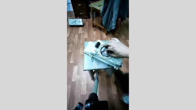 Skoda Felicia замена стекла фары и установка H4 LED LENS - часть 1